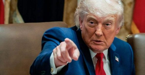 Trump reitera que Irã deve desistir de arma nuclear