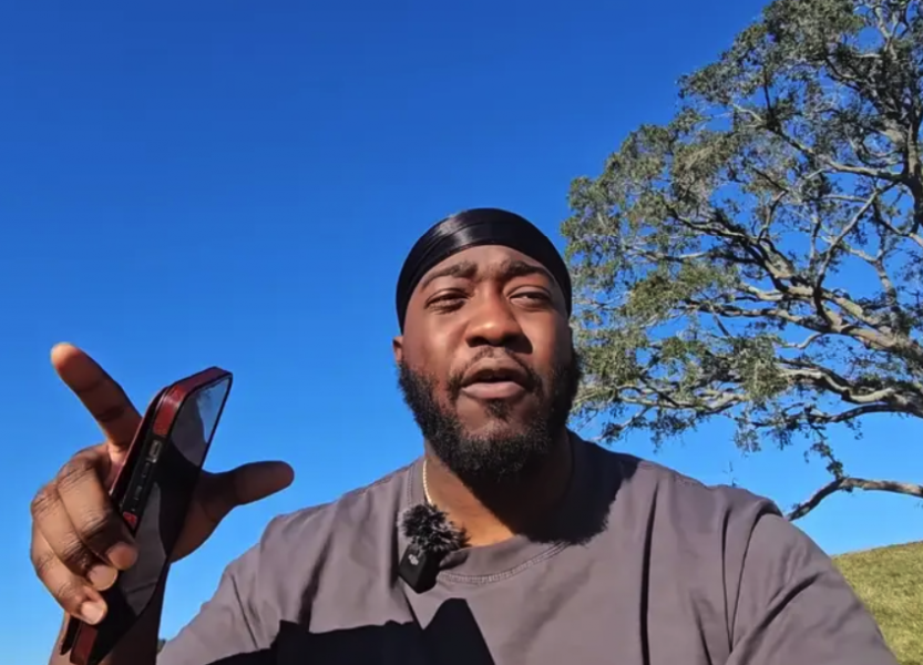 Youtuber é evangelizado por motorista de aplicativo e aceita a Jesus Cristo