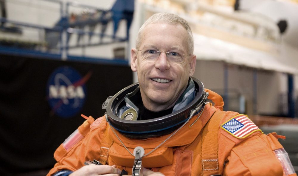 Conheça o astronauta que deixou a NASA para atuar na igreja
