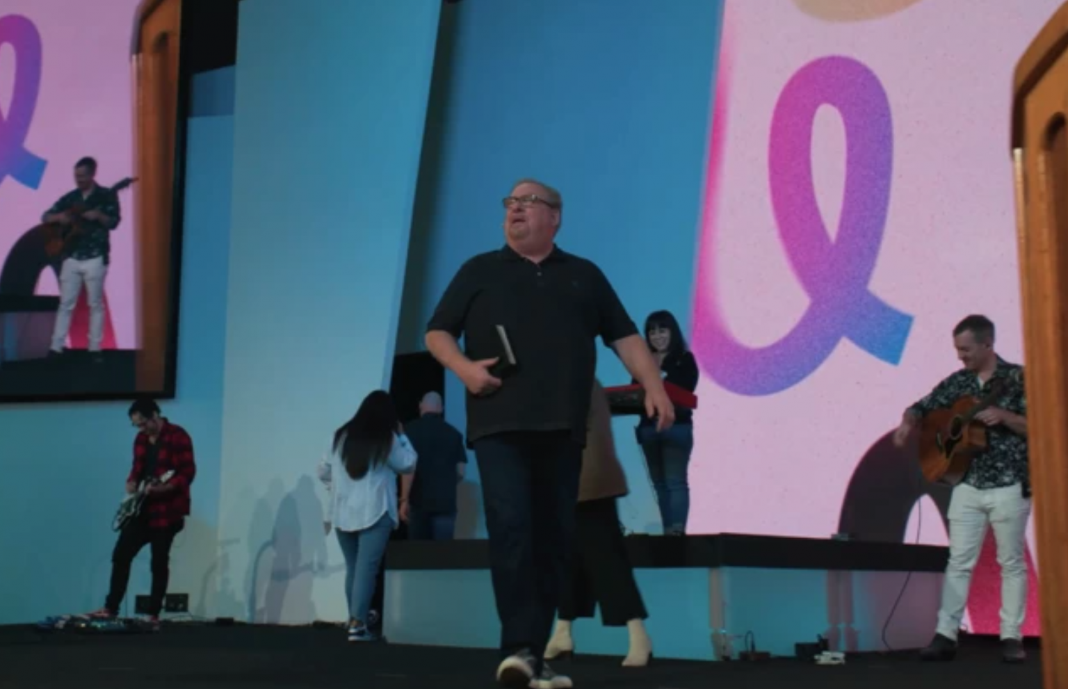 Rick Warren revela que sofre de doença autoimune dolorosa
